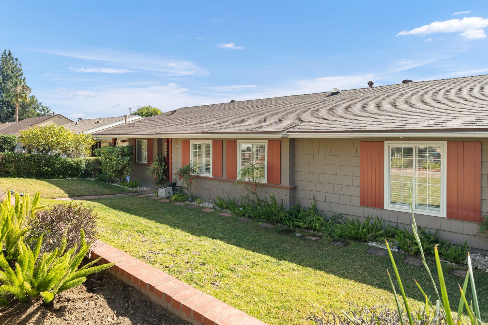 Beds: 3 Baths: 2 Living Space: 1796 sq. ft.