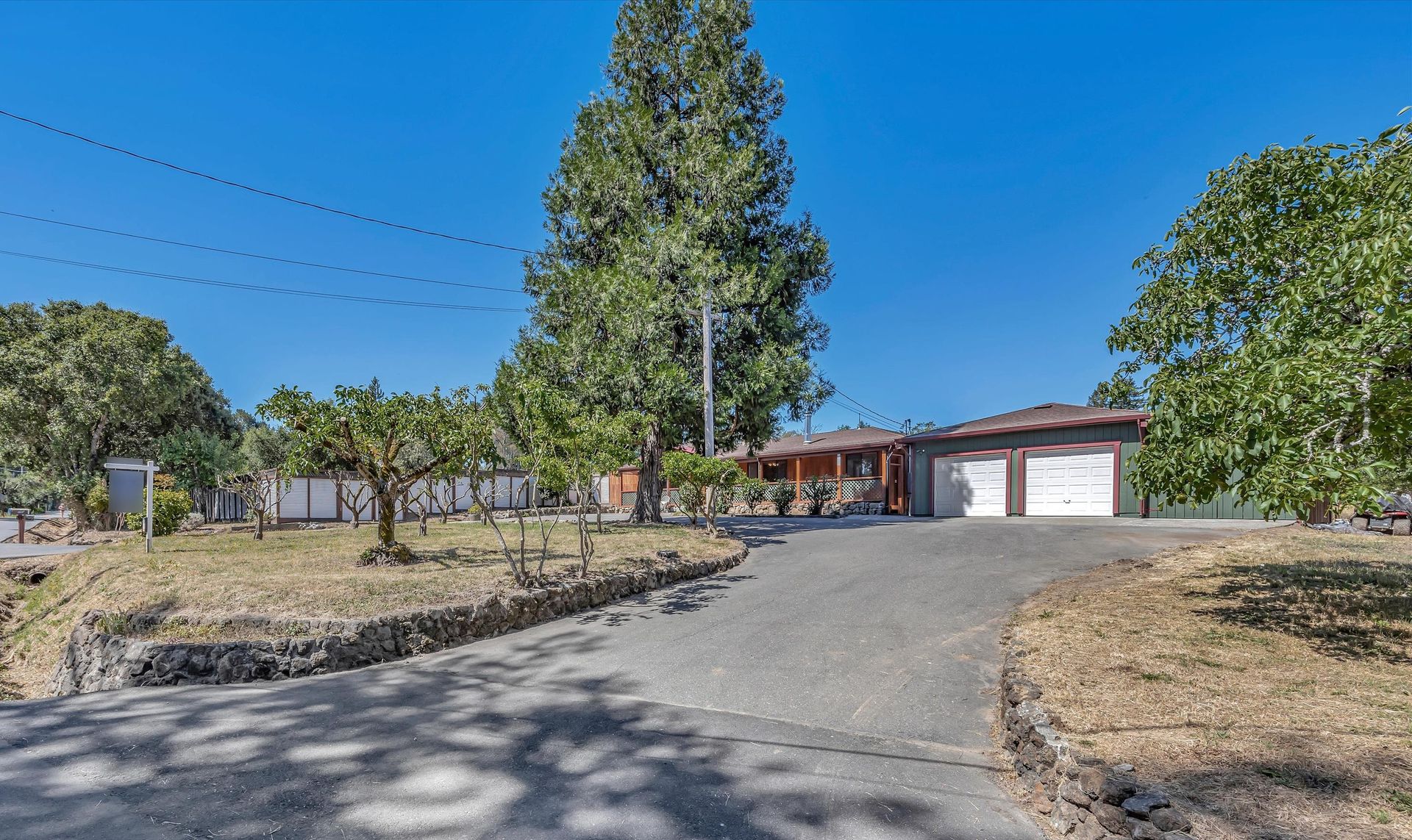 Beds: 3 Baths: 3 Living Space: 2059 Sq. Ft.