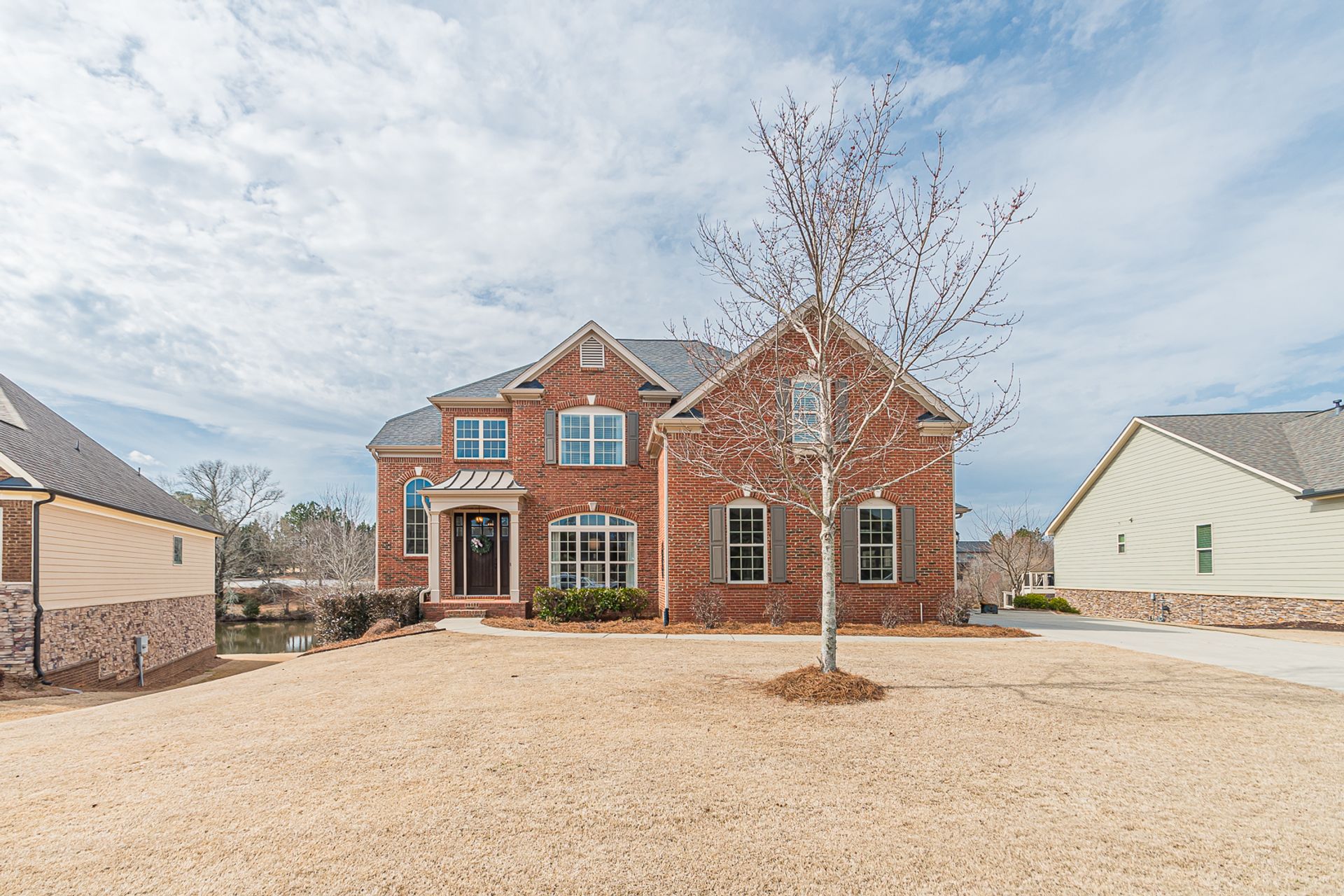 Beds: 5 Baths: 4 Living Space: 3454 Sq. Ft.