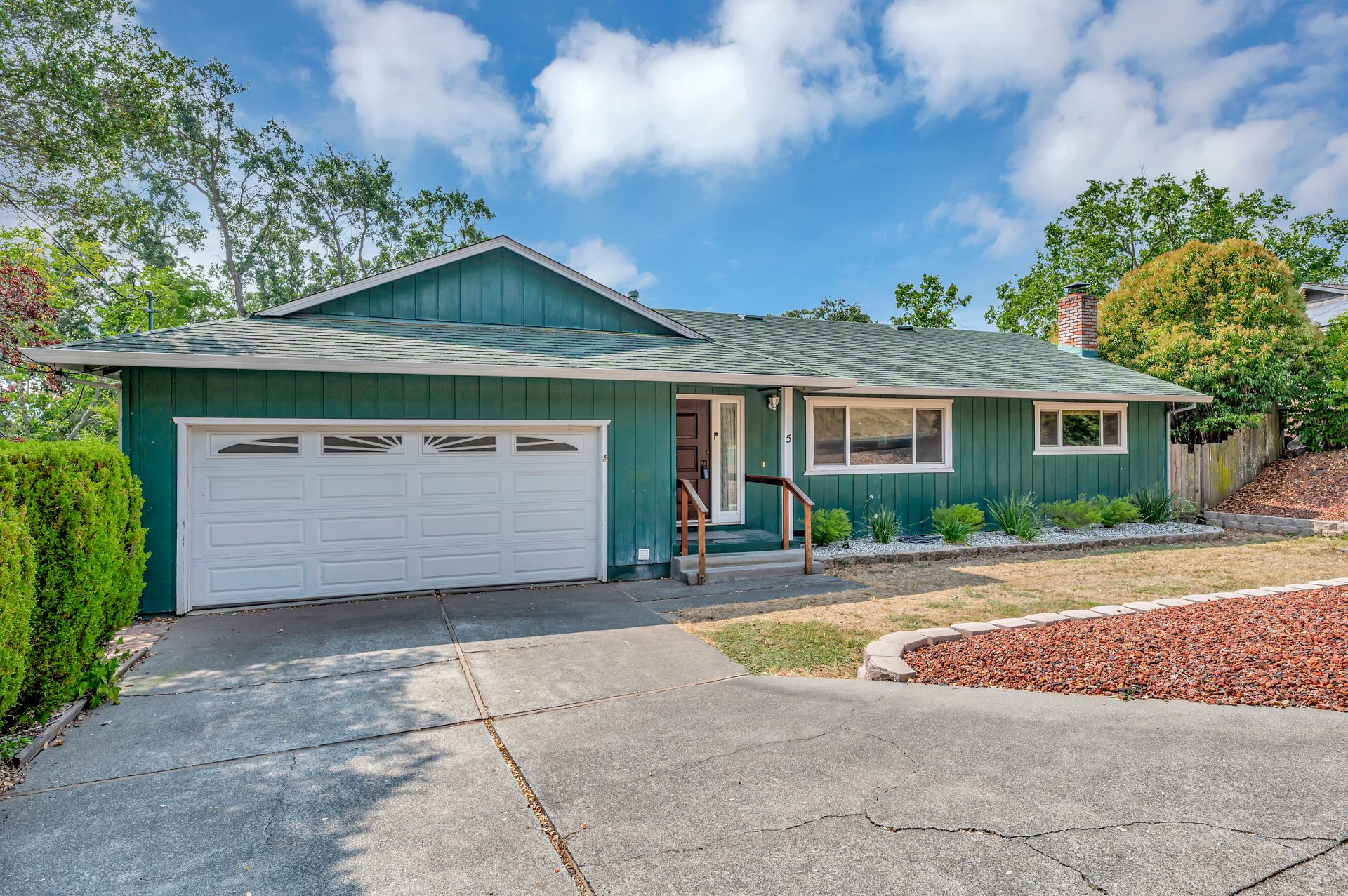 Beds: 4 Baths: 2 Living Space: 1832 Sq. Ft.