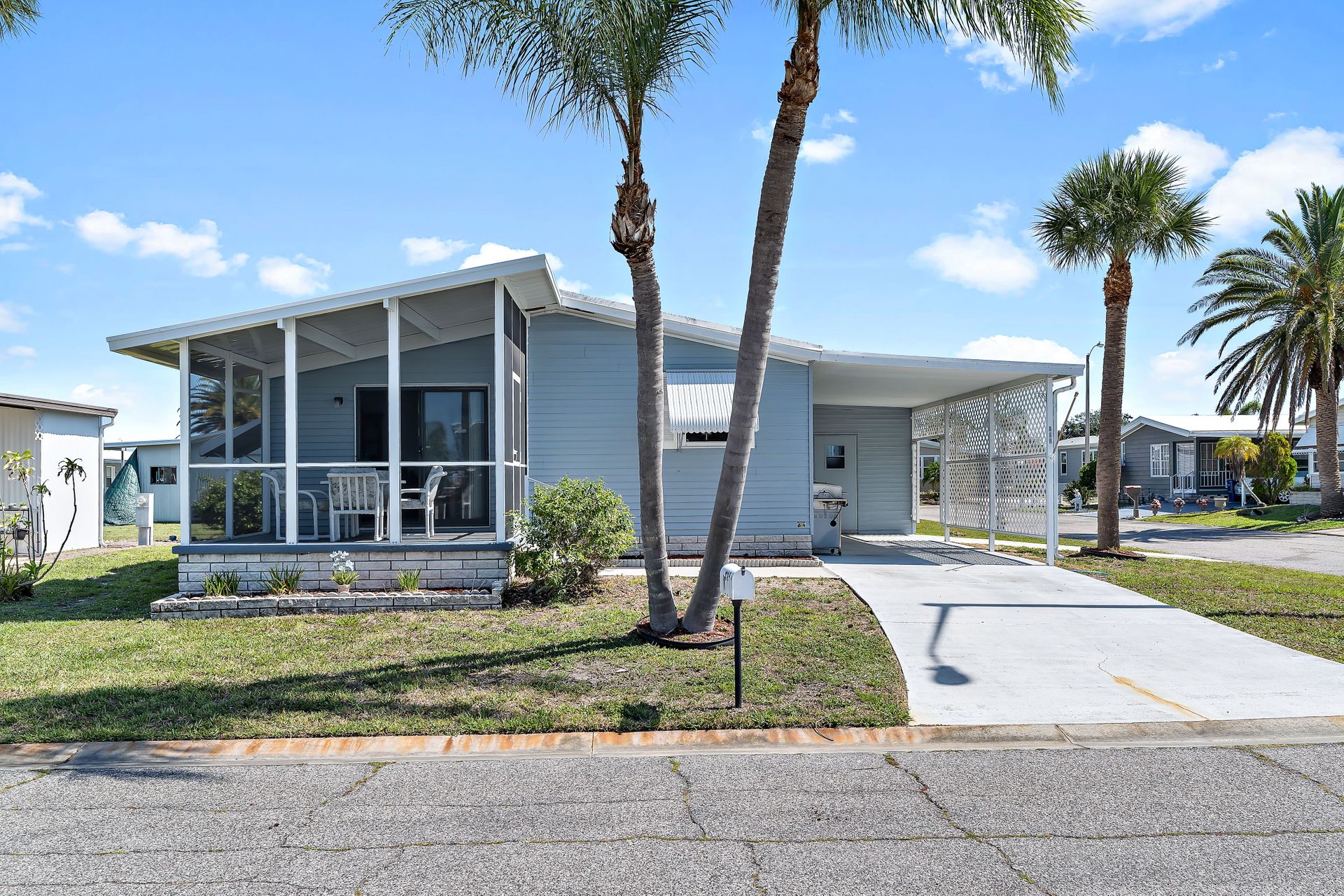 Bedrooms: 2 Bathrooms: 2 Living Space: 832 Sq. Ft.