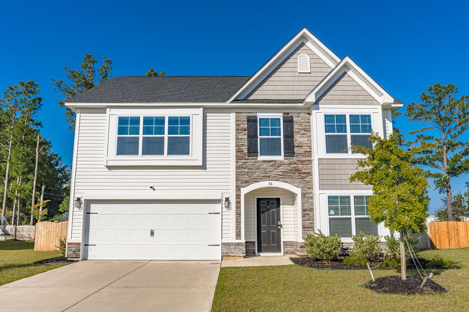 Beds: 4 Baths: 2.5 Living Space: 2321 Sq. Ft.